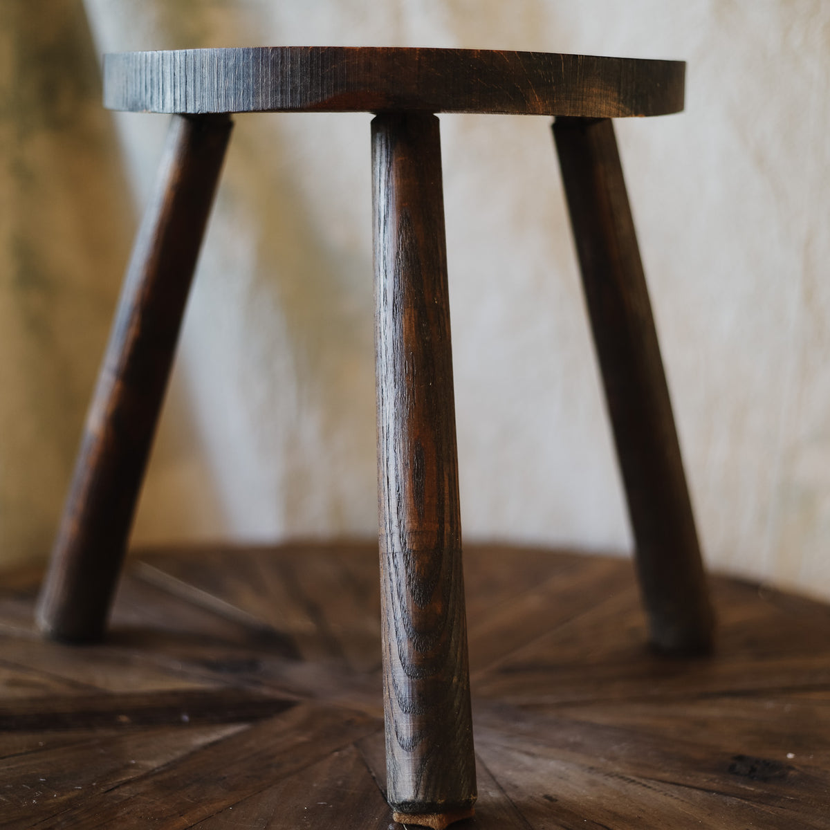 Warren French Milking Stool – La Maison Ryan