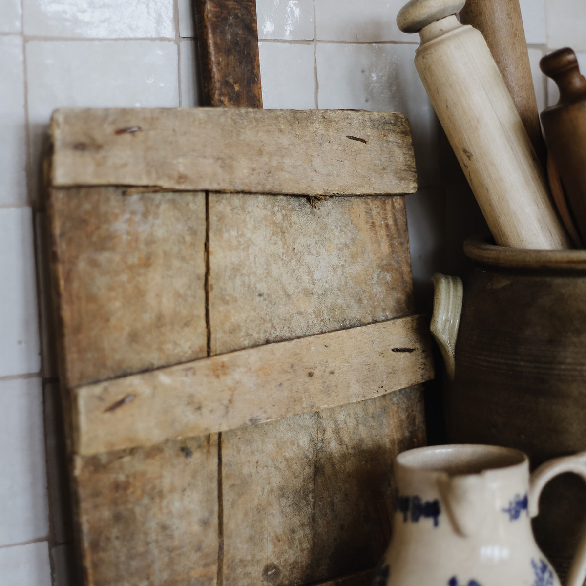 Alexander European Bread Board – La Maison Ryan